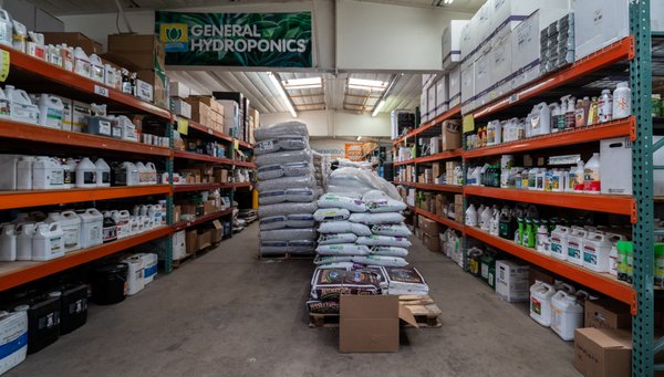 GROWGENERATION HYDROPONICS STORE - Updated August 2025 - 15 Photos ...