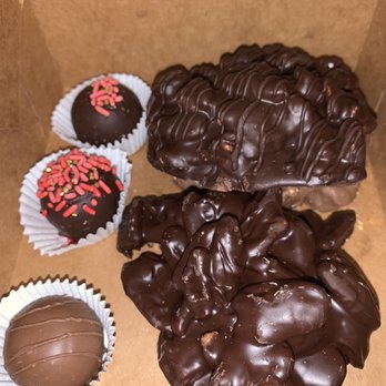 THE CHOCOLATE SPECTRUM - Updated January 2026 - 27 Photos & 19 Reviews ...