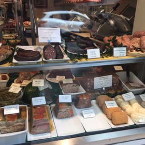 MAISON DUBERNET - Updated October 2024 - 2 rue Augereau, Paris, France ...