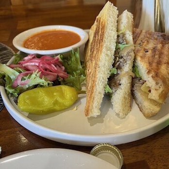 POINT BREAK PIZZA & PANINI - Updated May 2024 - 43 Photos & 42 Reviews ...