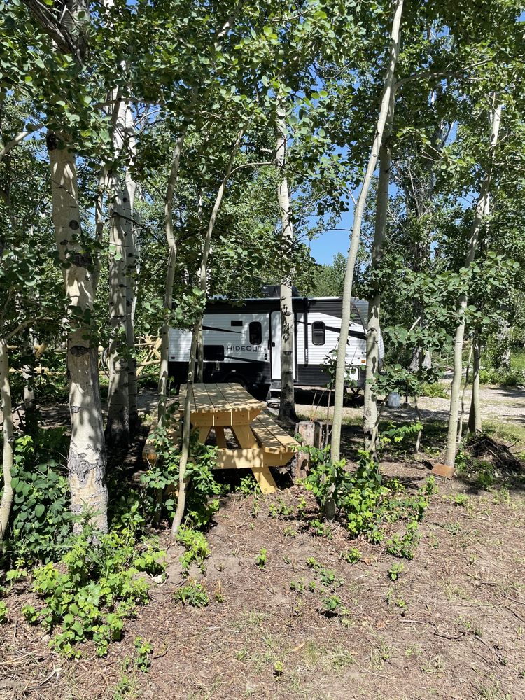 RED MOUNTAIN GLACIER CAMPGROUND - Updated December 2025 - 1218 US-89 ...