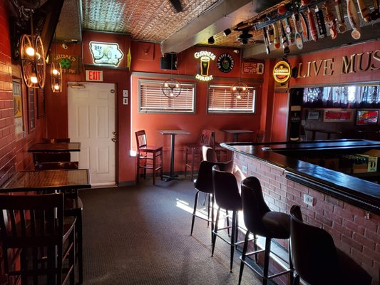 HOOK’S PUB & GRILL - Updated October 2025 - 27 Photos & 15 Reviews ...