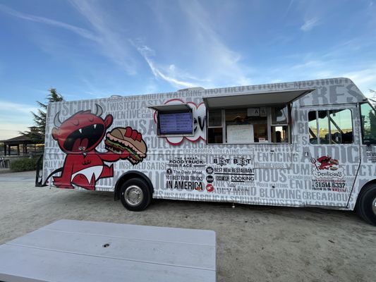 DEVILICIOUS FOOD TRUCK - Updated December 2025 - 47 Photos & 37 Reviews ...