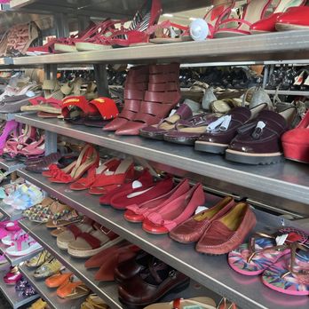 VALLEY THRIFT STORE - Updated July 2025 - 103 Photos & 245 Reviews ...