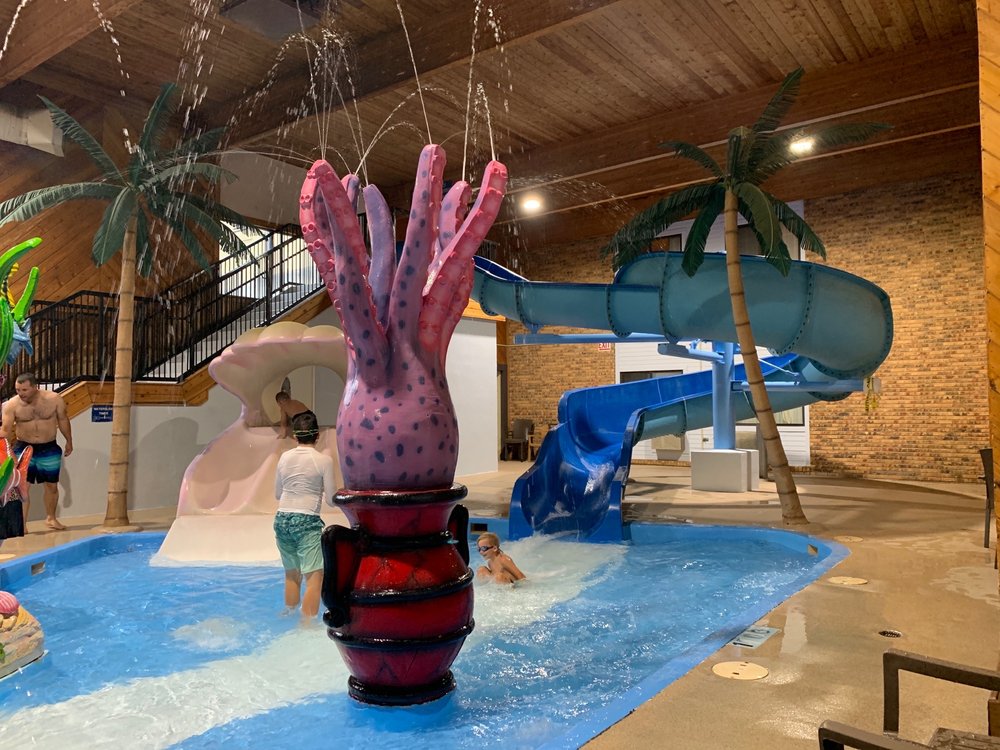 COMFORT INN - 38 Photos & 22 Reviews - Hotels - 493 Elks Dr, Dickinson ...