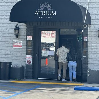 ATRIUM - Updated July 2025 - 180 Photos & 584 Reviews - 5441 Topanga ...