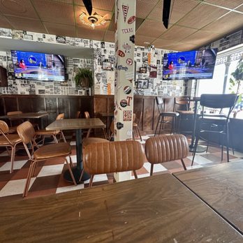 VICTORY LAP - Updated November 2025 - 51 Photos & 32 Reviews - 504 W ...