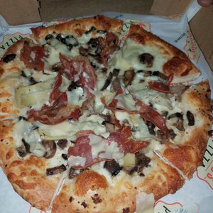 NITE TRAIN PIZZA - 21 Reviews - Pizza - 515 20th Ave SE, Minot, ND ...