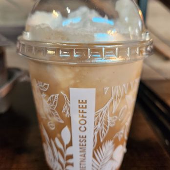 COFFEEHOLIC HOUSE - Updated May 2024 - 1525 Photos & 738 Reviews - 3700 ...