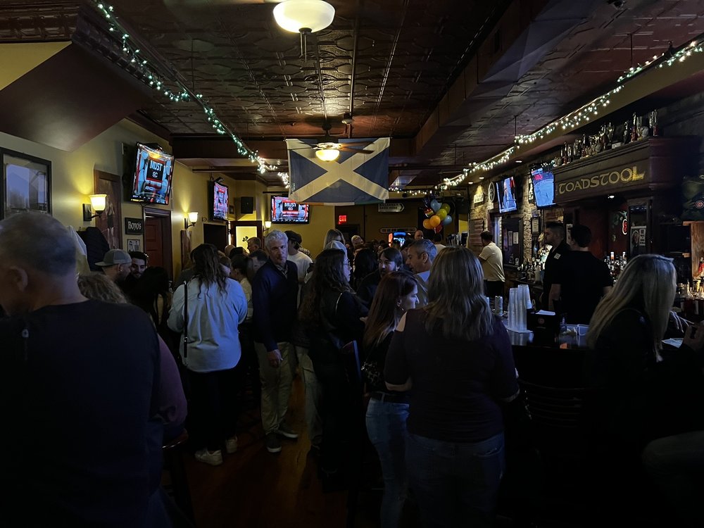 THE TOADSTOOL PUB - Updated January 2026 - 59 Photos & 72 Reviews - 327 ...