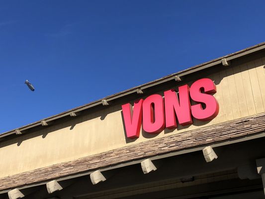 VONS - 79 Photos & 135 Reviews - 155 California Blvd, Pasadena ...