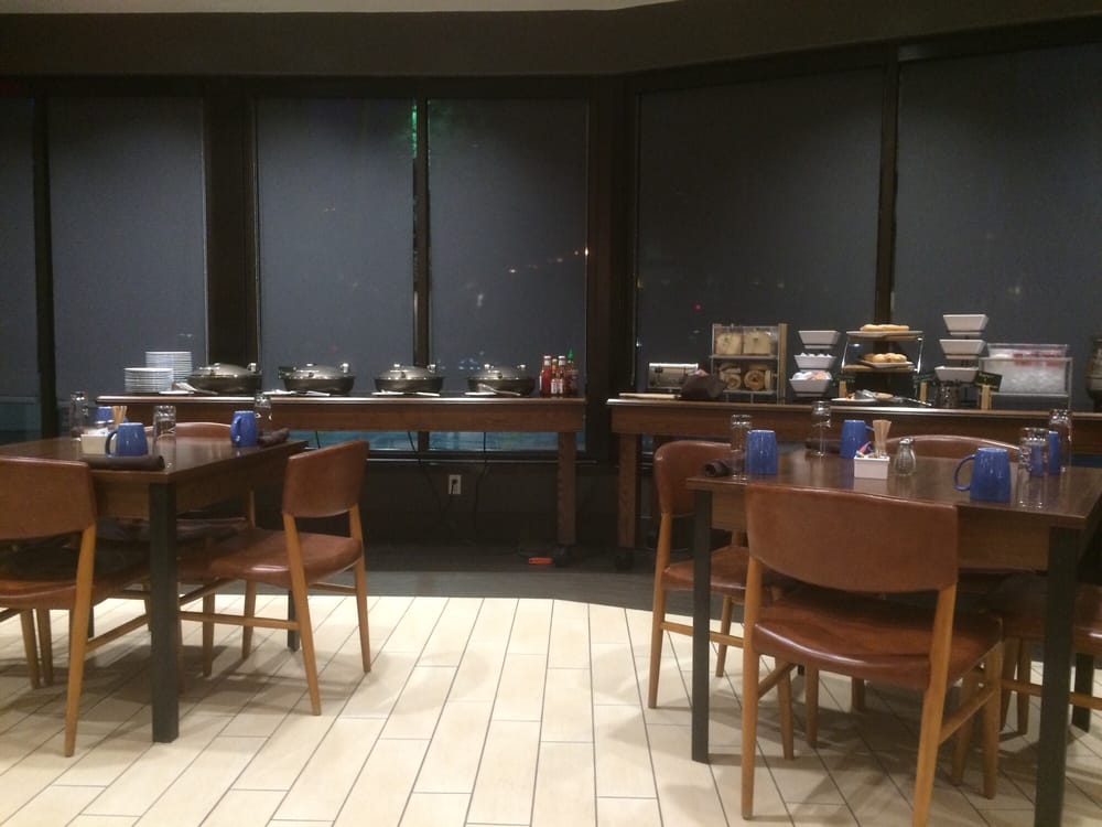 FOUR POINTS CAFE - Updated June 2024 - 10 Photos - 1617 1st Ave, San ...