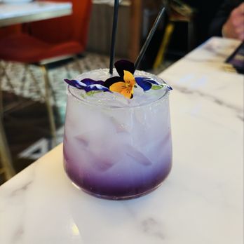 KIN DEE - Updated June 2025 - 2459 Photos & 945 Reviews - 1533 N ...