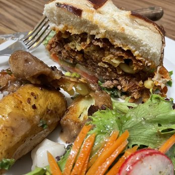 STRONG HEARTS CAFE - Updated January 2026 - 571 Photos & 703 Reviews ...