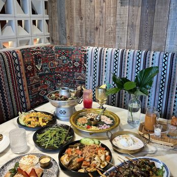 PII NONG - Updated November 2025 - 108 Photos & 24 Reviews - 3321 Yonge ...