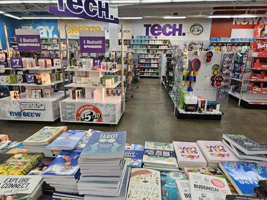 FIVE BELOW - Updated October 2025 - 33 Photos - 6459 Baltimore National ...