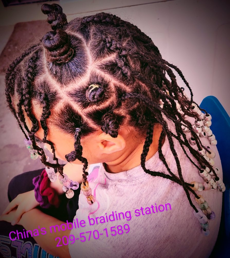 CHINA’S MOBILE BRAIDING STATION - Request an Appointment - 16 Photos ...