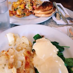 CAFE M - Updated December 2025 - 2158 Photos & 2070 Reviews - 1799 4th ...