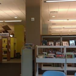 FOUNTAINDALE PUBLIC LIBRARY - 23 Photos & 30 Reviews - 300 W Briarcliff ...