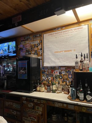 WOODYS TAVERN - Updated December 2025 - 55 Photos & 105 Reviews - 221 S ...
