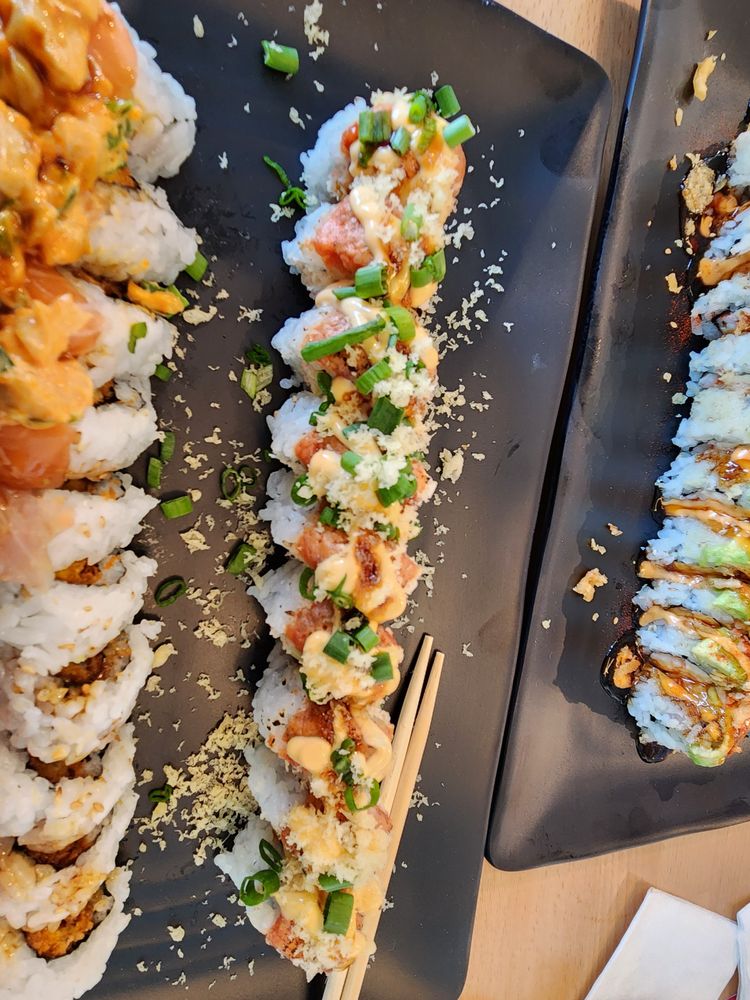 TRAPPER’S SUSHI - 19 Photos & 12 Reviews - 17200 W Peoria Ave, Surprise ...