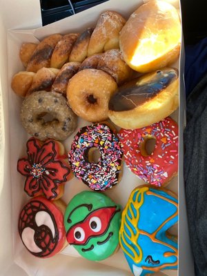 WOW DONUT - Updated March 2025 - 16 Photos & 21 Reviews - 2136 NW 164th ...