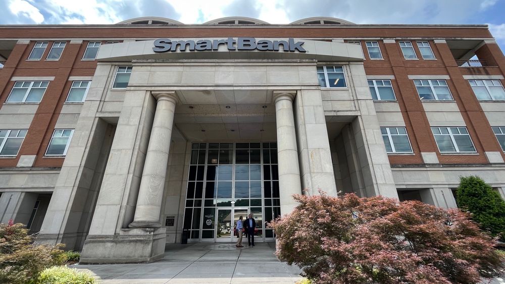 SMARTBANK - Updated June 2026 - 111 E Main St, Sevierville, Tennessee ...