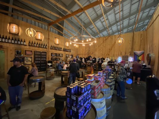 ROGUE ALES & SPIRITS BREWER’S ON THE BAY - Updated October 2025 - 838 ...