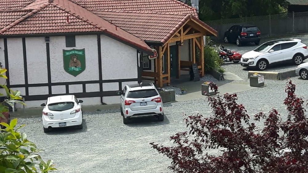 THE BLACK BEAR PUB NANAIMO - Updated December 2025 - 17 Photos & 21 ...