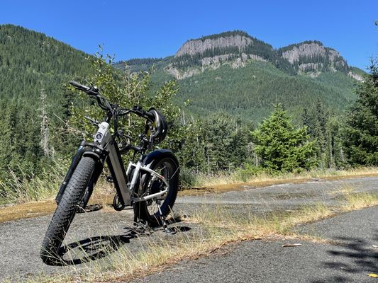 ENUMCLAW SKI AND MOUNTAIN SPORTS - Updated July 2024 - 10 Photos & 27 Reviews - 240 Roosevelt ...