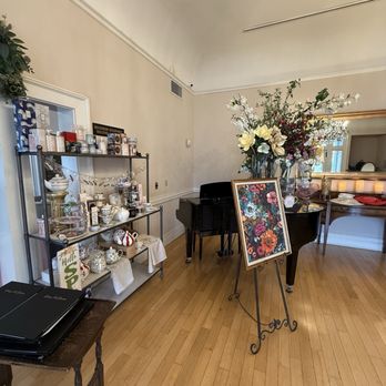 SPRING TEA GARDEN - Updated December 2025 - 571 Photos & 299 Reviews ...