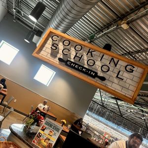 CENTRAL MARKET COOKING SCHOOL - Updated October 2025 - 34 Photos & 22 ...