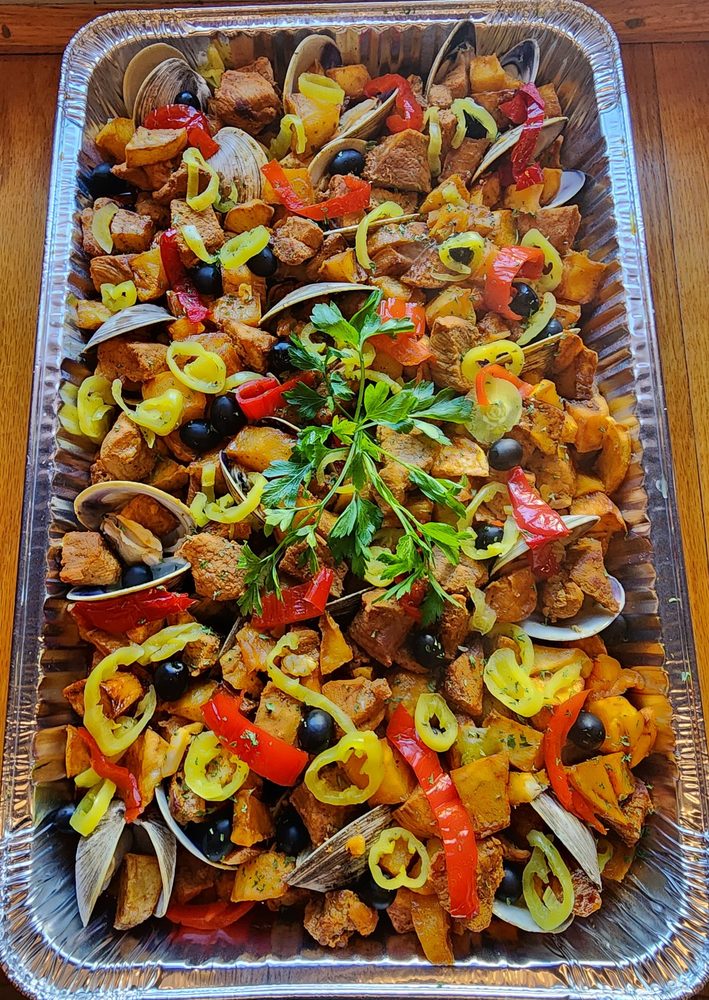 ALIANCA PLATTER HOUSE - Updated December 2025 - 652 Bedford St, Fall ...