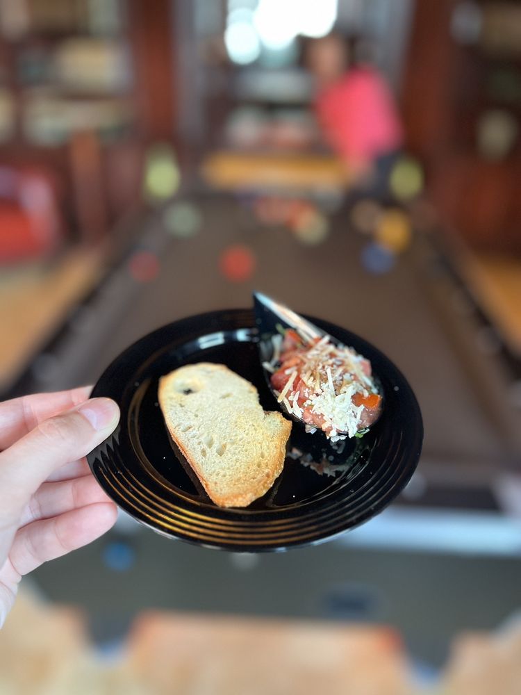 THE TIPSY CROW - Updated December 2025 - 819 Photos & 1485 Reviews ...