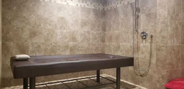 LOTUS SPA - Updated December 2025 - 15 Photos & 17 Reviews - 211 NE ...