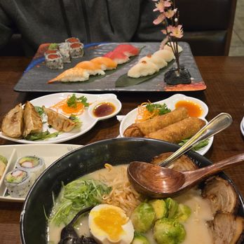 KAMI RAMEN & SUSHI - Updated July 2025 - 194 Photos & 108 Reviews ...