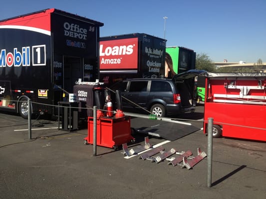 RUSH TRUCK CENTERS - PHOENIX - Updated December 2025 - 29 Photos & 14 ...