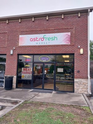 ASTRA FRESH MARKET - Updated December 2025 - 10 Photos - 1652 Buford ...