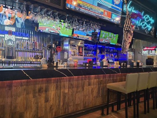 LA BODEGA - Updated October 2025 - 19 Photos & 19 Reviews - 1221 W 16th ...