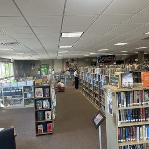 HERSHEY PUBLIC LIBRARY - Updated December 2025 - 701 Cocoa Ave, Hershey ...
