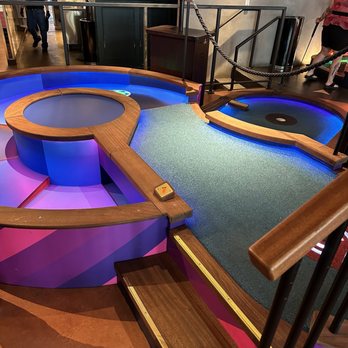 PUTTSHACK - DENVER Denver, CO - Updated November 2024 - 346 Photos ...