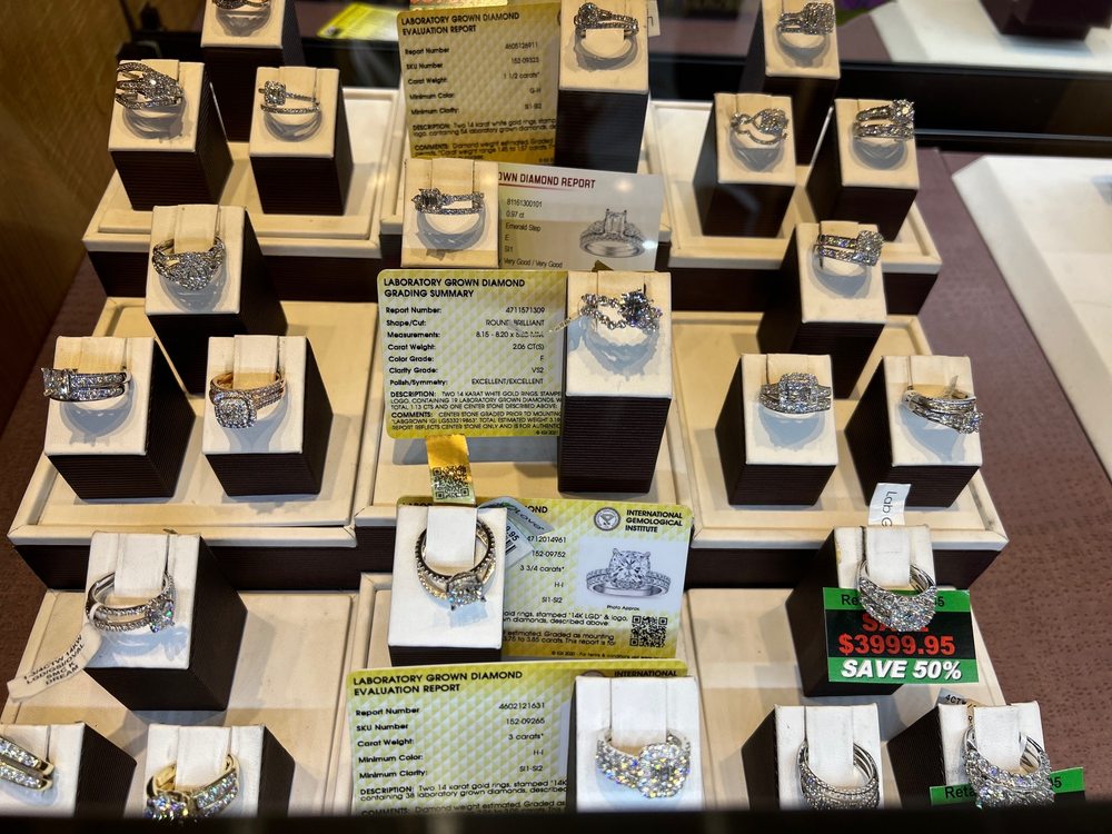 ZALES OUTLET - Updated December 2025 - 19 Photos & 39 Reviews - 7400 ...