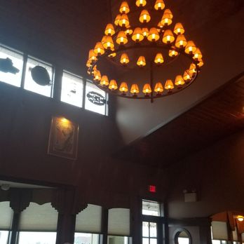 CORNER HOUSE ON THE LAKE - Updated May 2025 - 88 Photos & 158 Reviews ...