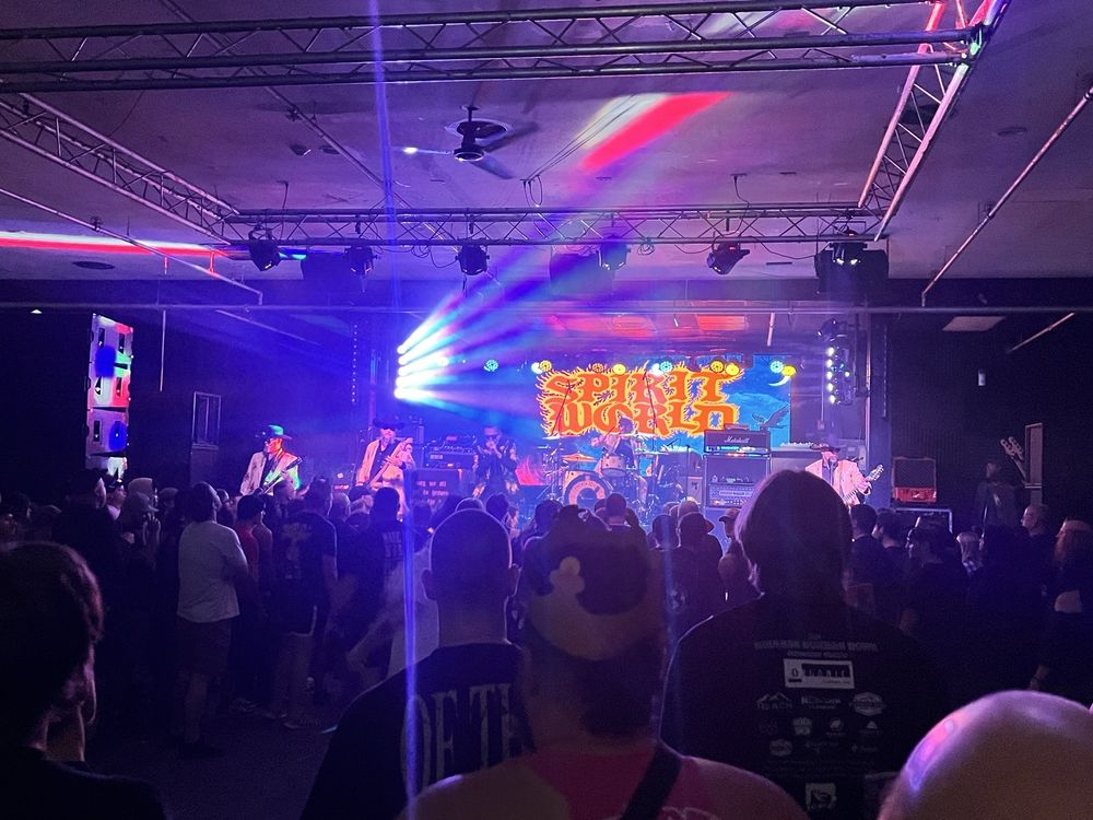 REVERB - Updated September 2025 - 20 Photos & 32 Reviews - 1402 N 9th ...