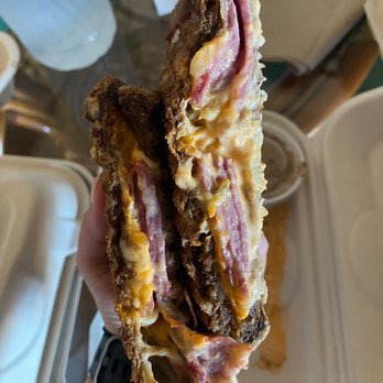 808 DELI - Updated May 2024 - 606 Photos & 1048 Reviews - 2439 S Kihei ...