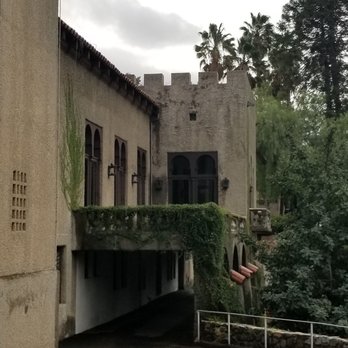 BENEDICT CASTLE - Updated December 2025 - 93 Photos - 5445 Chicago Ave ...