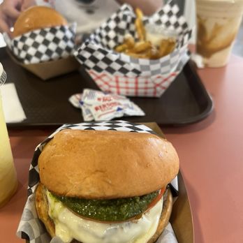 HI BURGER - Updated September 2024 - 78 Photos & 56 Reviews - 342 ...