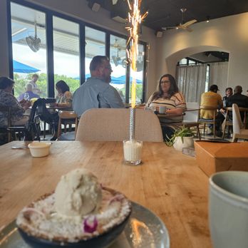 QUINCE RIVERSIDE - Updated July 2024 - 327 Photos & 246 Reviews - 1701 ...