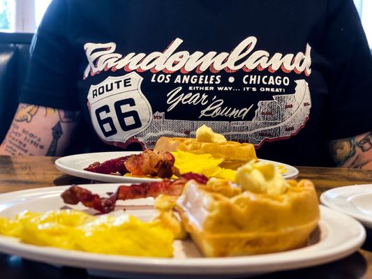 MIZ ZIP’S - Updated July 2025 - 124 Photos & 163 Reviews - 2924 E Rt 66 ...