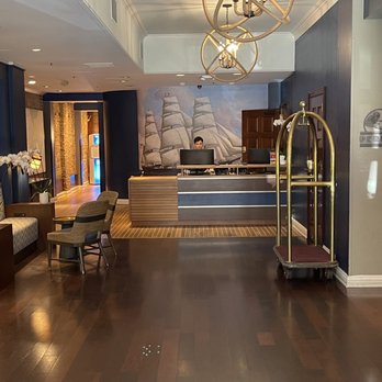 HOTEL GRIFFON - Updated June 2025 - 224 Photos & 265 Reviews - 155 ...